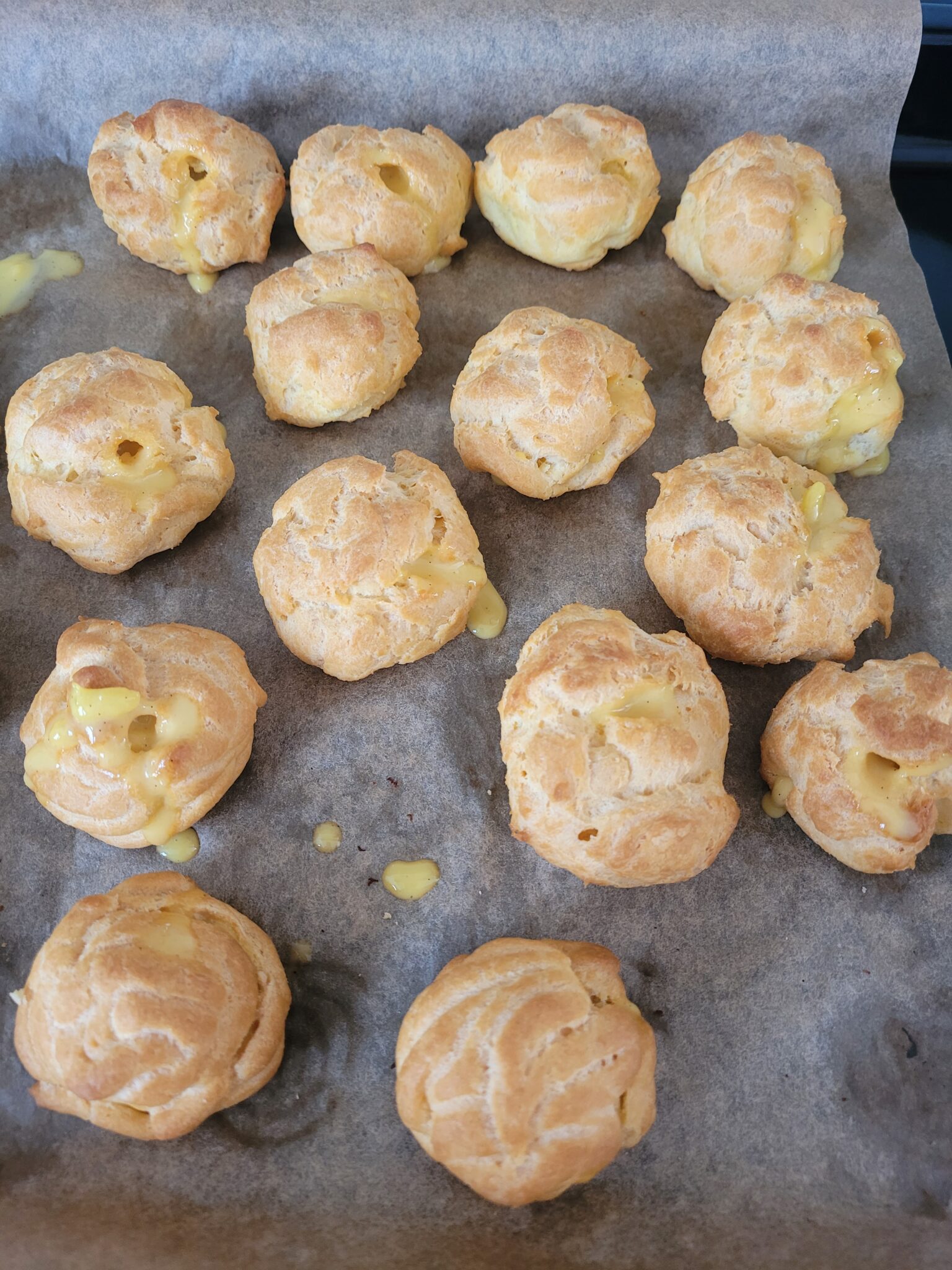 Mini ptysie z kremem patissiere - klasyczny sprawdzony przepis